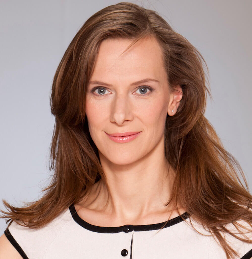 Lisa Zeidler's Instagram, Twitter & Facebook on IDCrawl